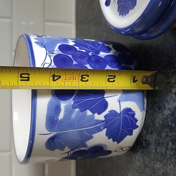 Design Pac | Kitchen | Handpainted Blue And White Cannister | Poshmark